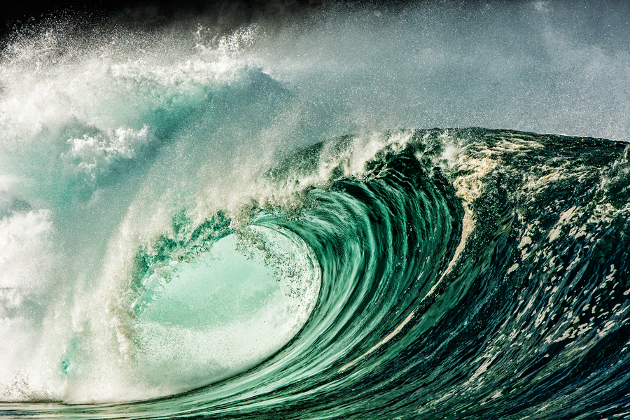 Emerald waves photo on Sunsurfer